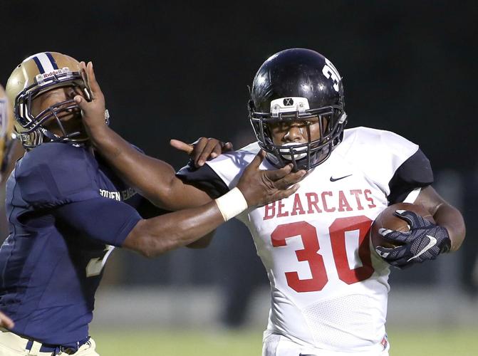 Prep Football: Weaver at Jacksonville | Slideshows | annistonstar.com