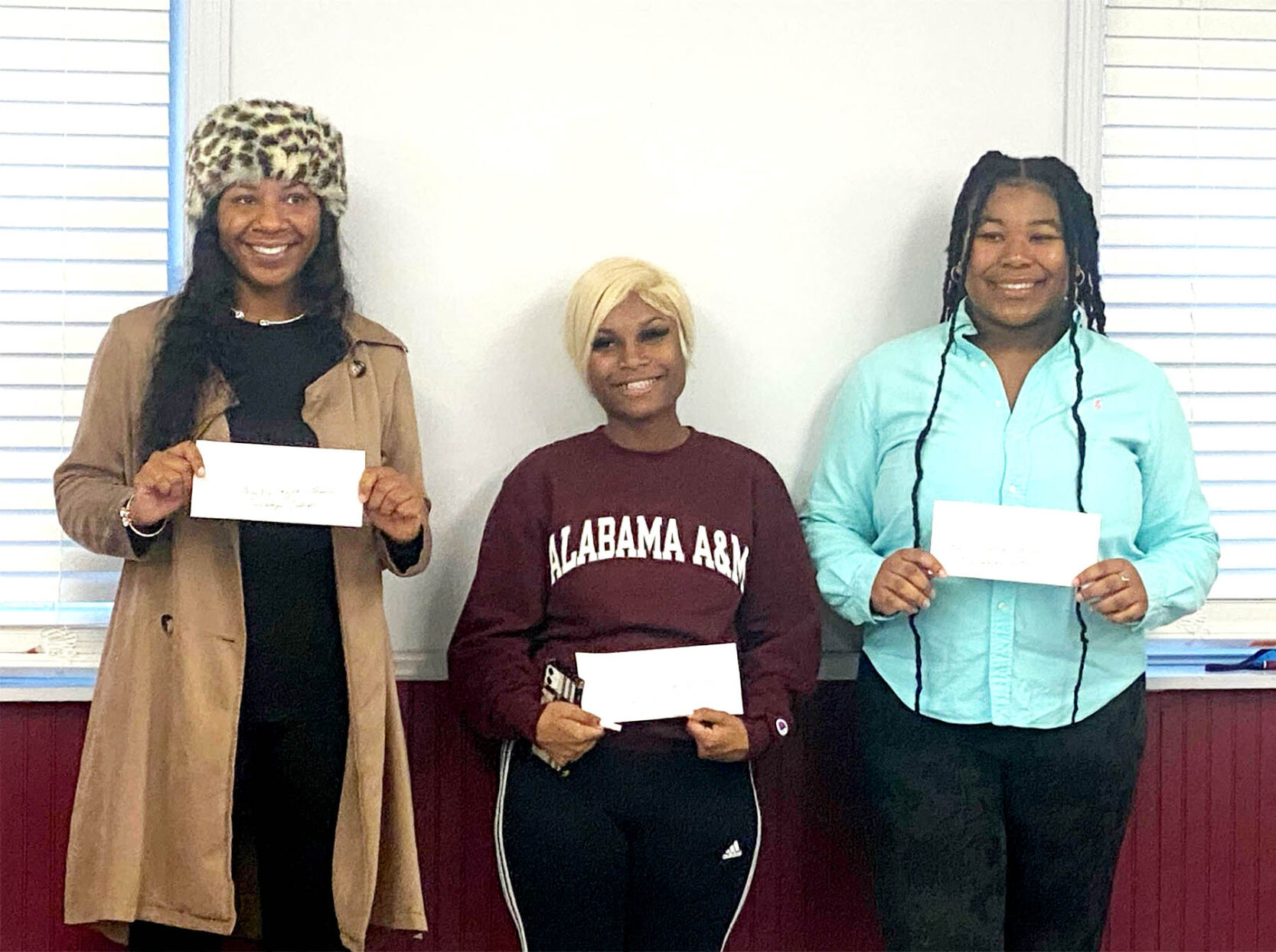 Three college students from Talladega's Knoxville community receive ...