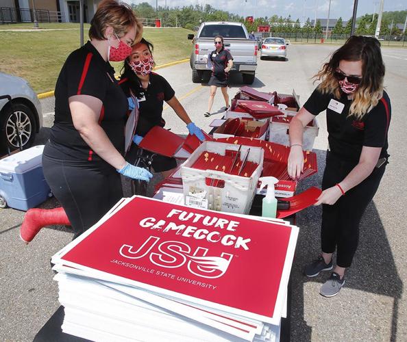 Photos: JSU Drive-Thru Scholarship and Yard Sign Event | News ...