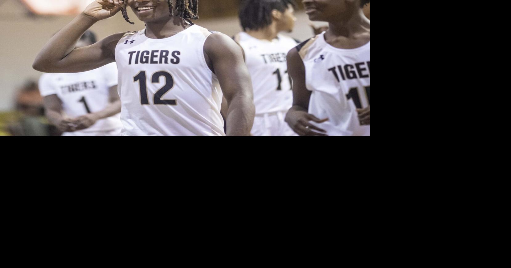 Boys prep basketball: Wilson’s 30 leads Comer to the Classic title ...