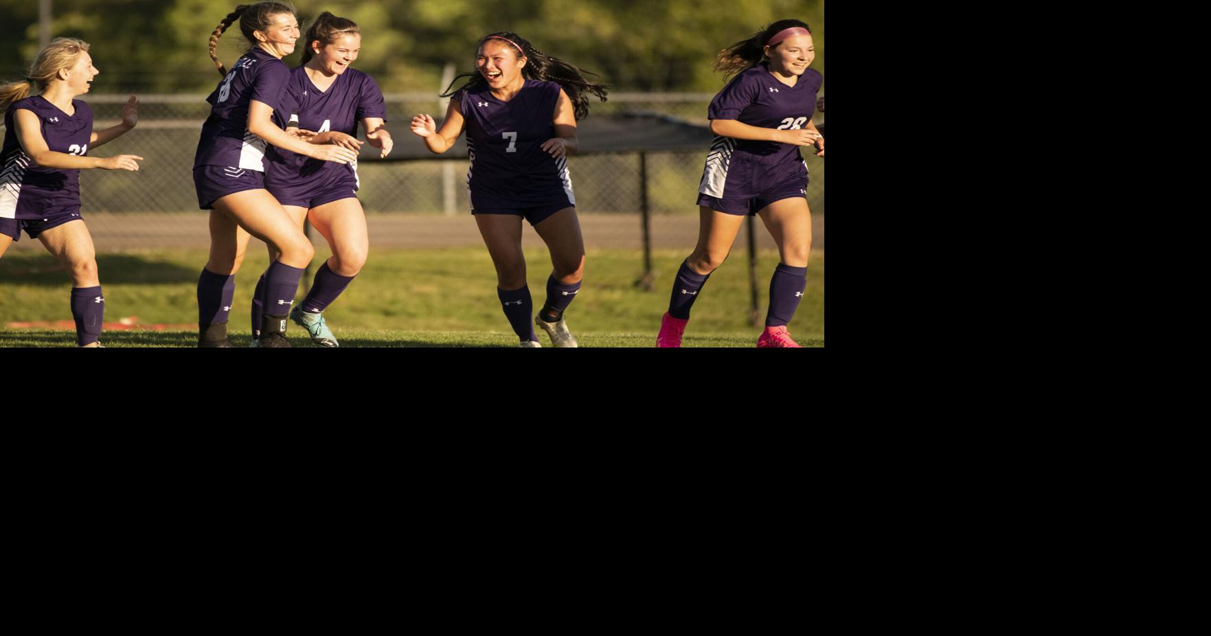 Photos: Springville handles Moody - Girls Soccer Playoffs | Gallery ...