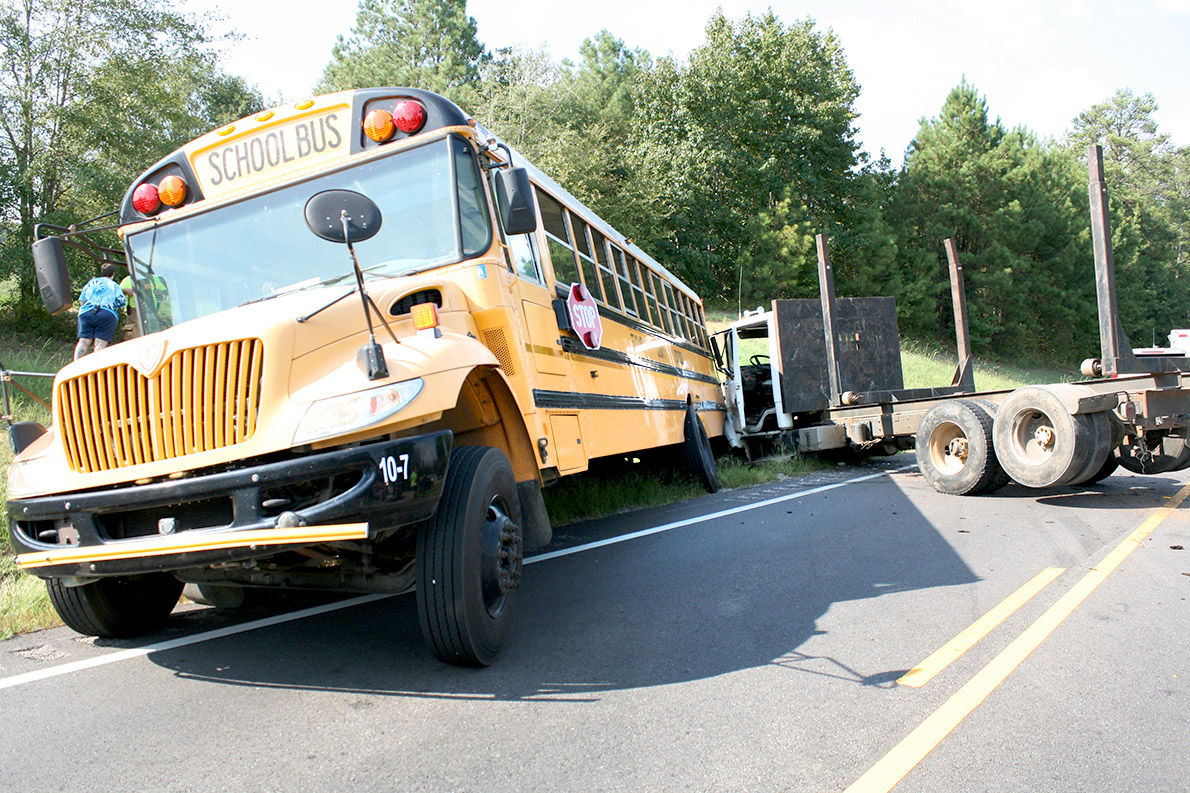 UPDATE: Child suffers minor injuries when St. Clair County school bus ...