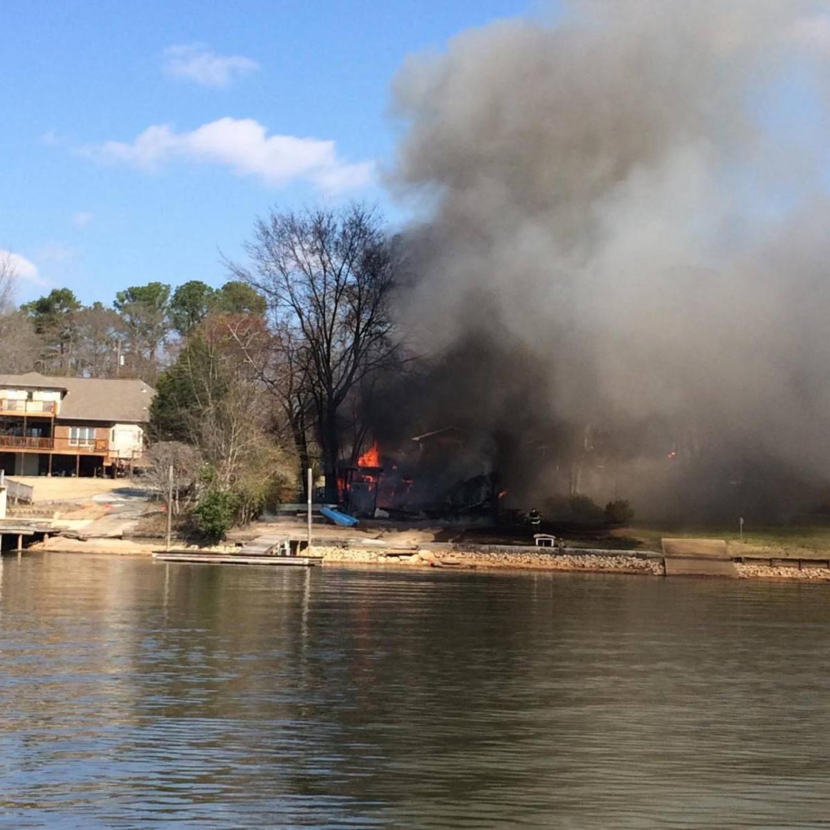 Fire destroys boathouse Sunday along Logan Martin Lake (photos) | The ...