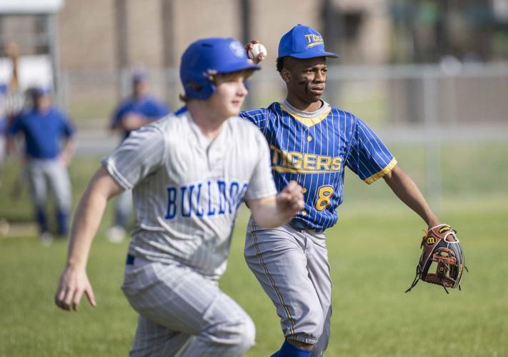 Photos: Winterboro tops TCCHS | Slideshows | annistonstar.com