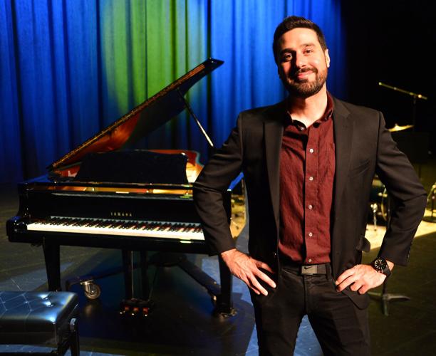 Photo Gallery: Pianist Julio Barreto | Slideshows | annistonstar.com