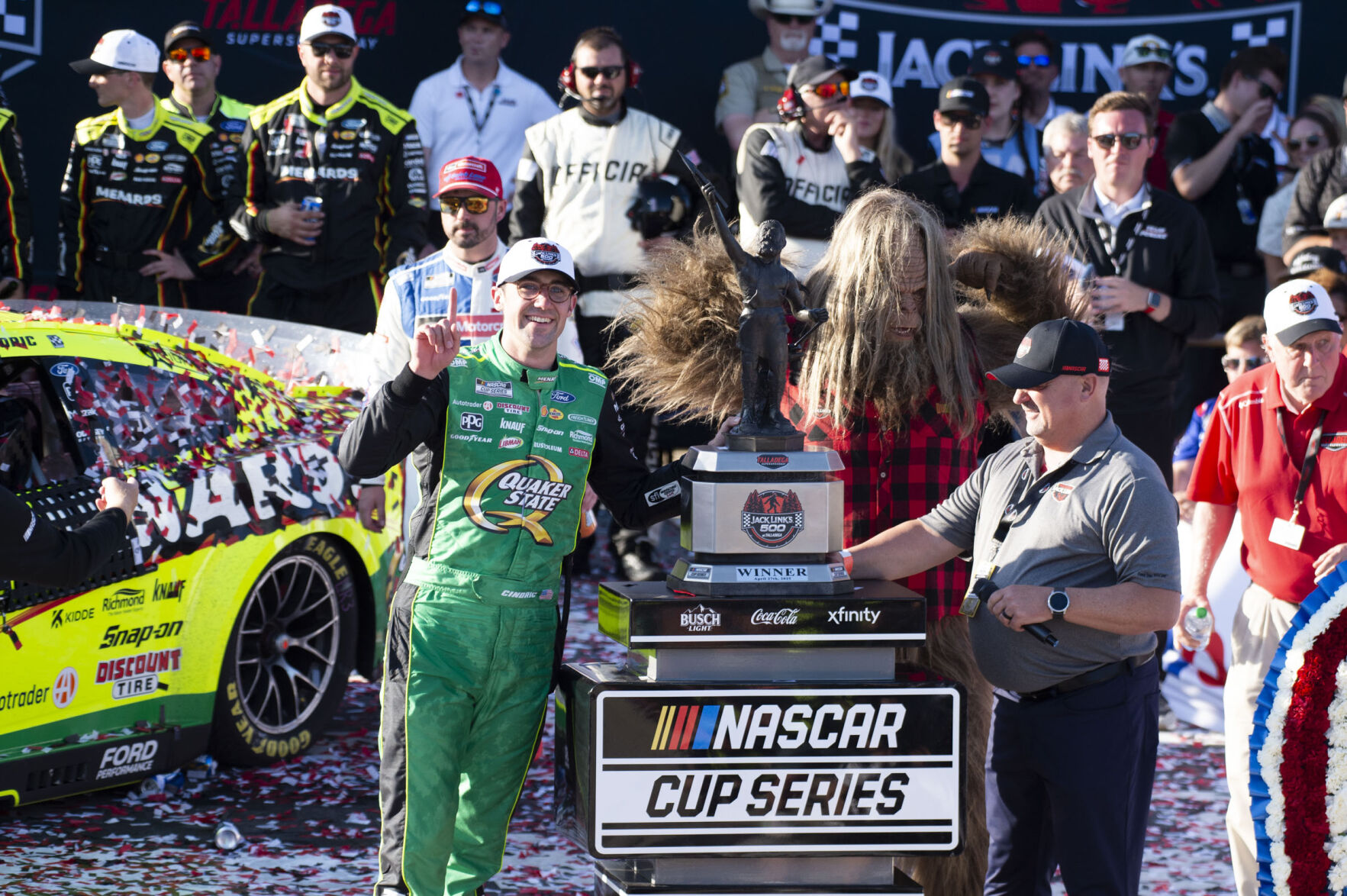 FORD TOUGH: Cindric edges Preece to win Jack Links 500 at Talladega ...