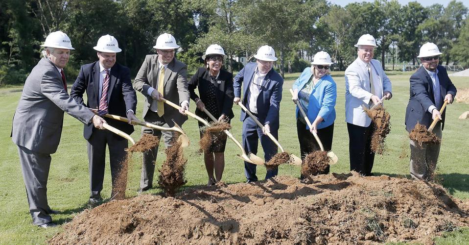 Gadsden State breaks ground on classroom expansion in Anniston ...