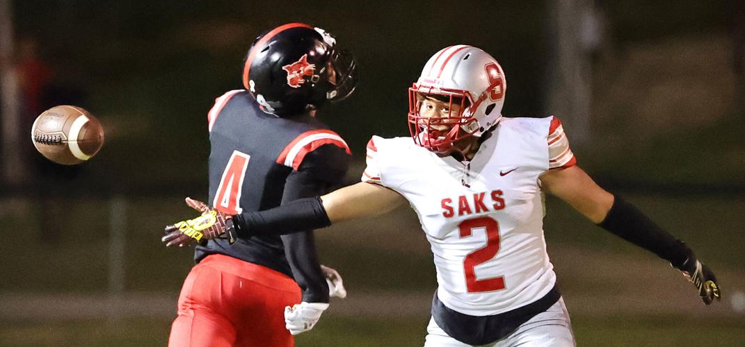 Photos: Weaver vs Saks, AHSAA Football Game | Slideshows | annistonstar.com