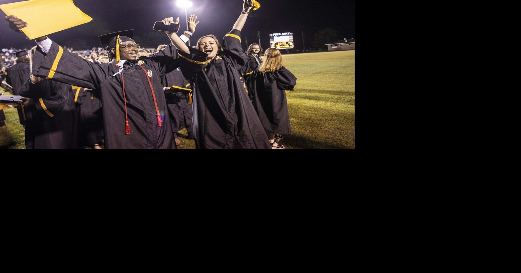 Photos: Pell City High School graduation | Slideshows | annistonstar.com