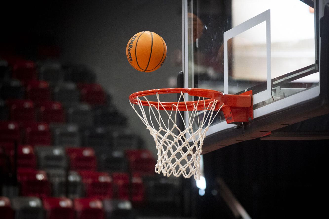 Calhoun County tournament: Salster shakes off injury scare to lead PV ...