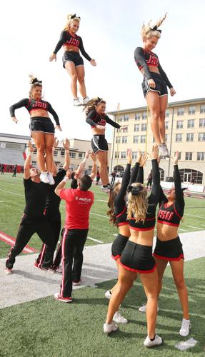 JSU Cheerleaders | Slideshows | annistonstar.com