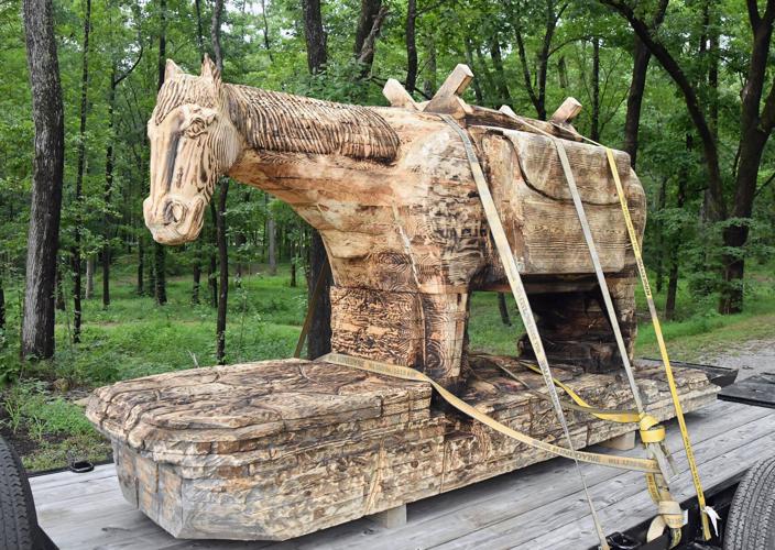 Photo Gallery: Sgt. Reckless -- 5000 lb. carved wooden statue ...