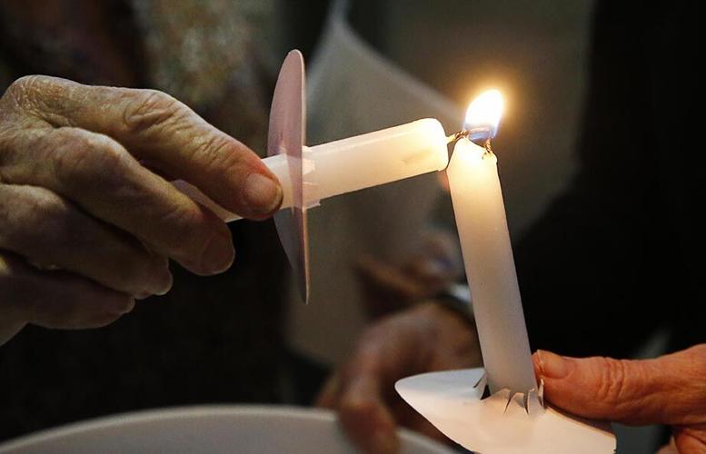 Photos: Anniston vigil for Ruth Bader Ginsburg | News | annistonstar.com