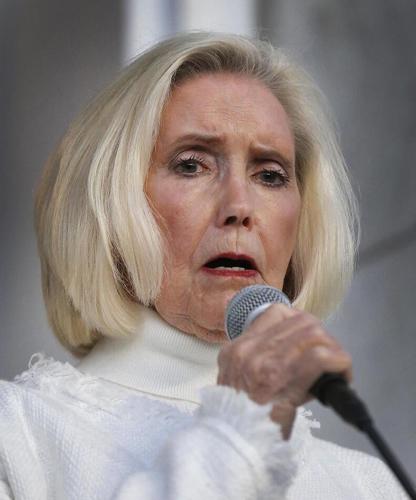 Photos: Anniston vigil for Ruth Bader Ginsburg | News | annistonstar.com