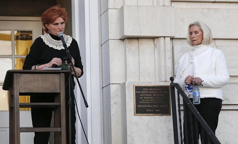 Photos: Anniston vigil for Ruth Bader Ginsburg | News | annistonstar.com