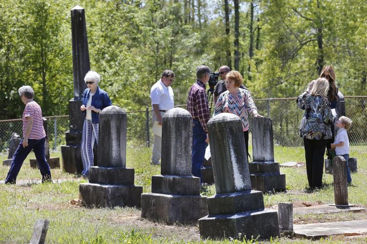 Weaver Family Cemetery | Slideshows | annistonstar.com
