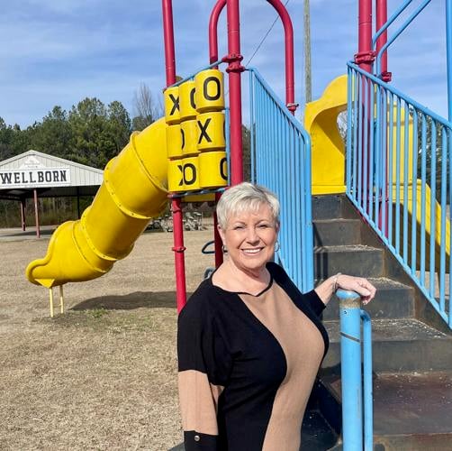 New signs give Carolyn Henderson a cause to reflect | Calhoun County ...