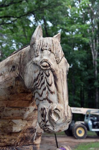 Photo Gallery: Sgt. Reckless -- 5000 lb. carved wooden statue ...