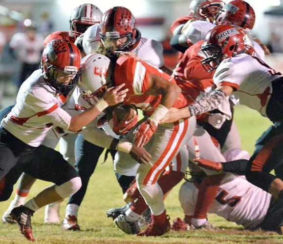 Prep Football: Cleburne County At Saks | Slideshows | annistonstar.com