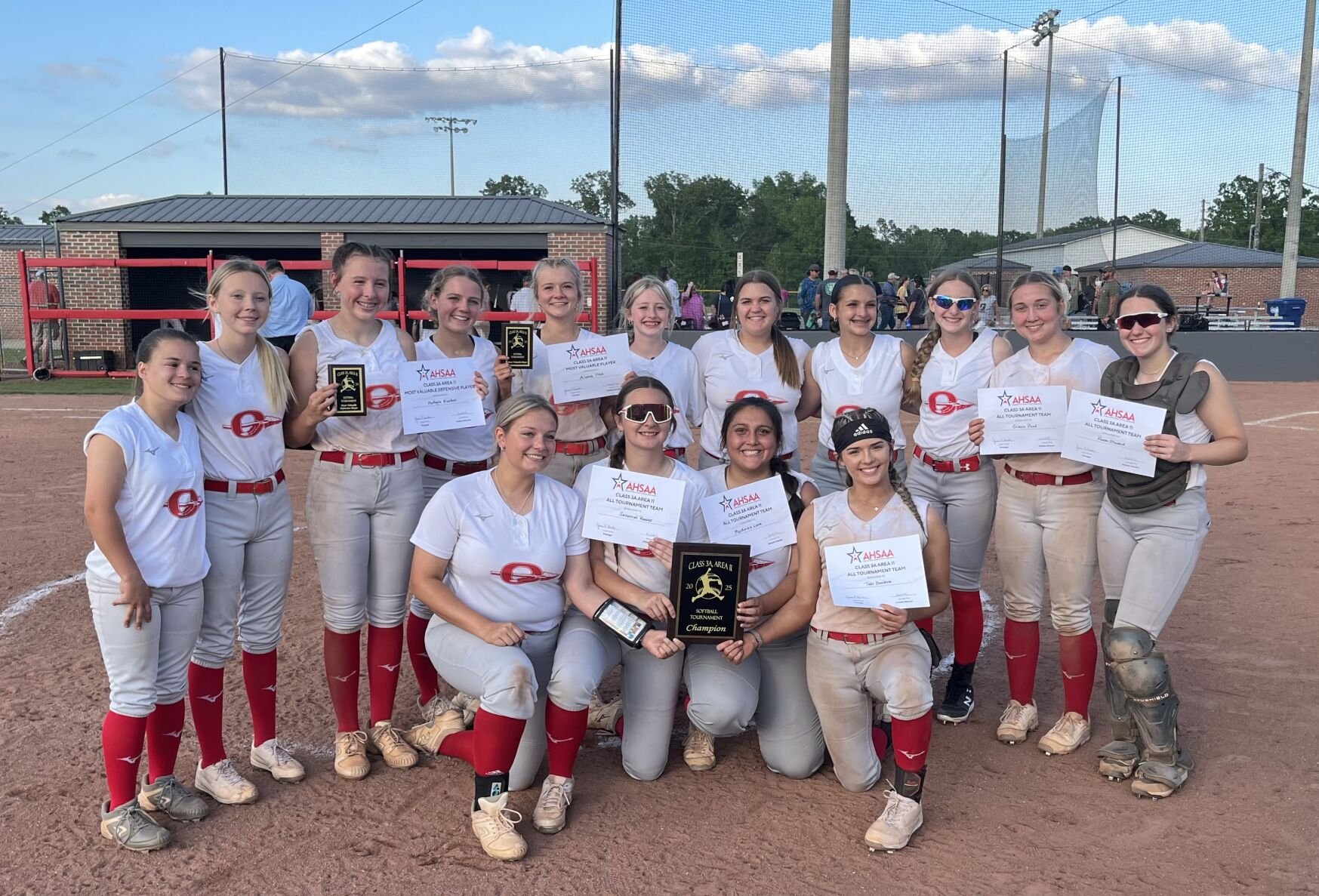 ROLL TRIBE: Ohatchee's softball team claims first area tournament title ...
