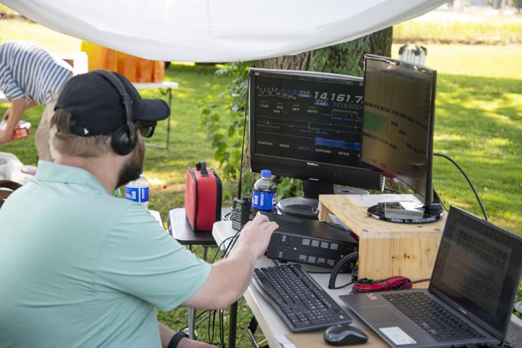 Local hobbyists take part in national amateur radio event | Oxford | annistonstar.com