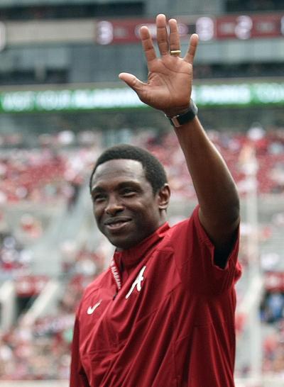 Avery Johnson will make more than $2.8 million a year; Tide football ...