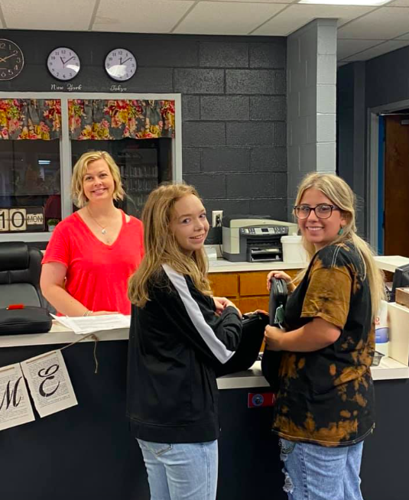 PVHS library gets special touches | Local News | annistonstar.com