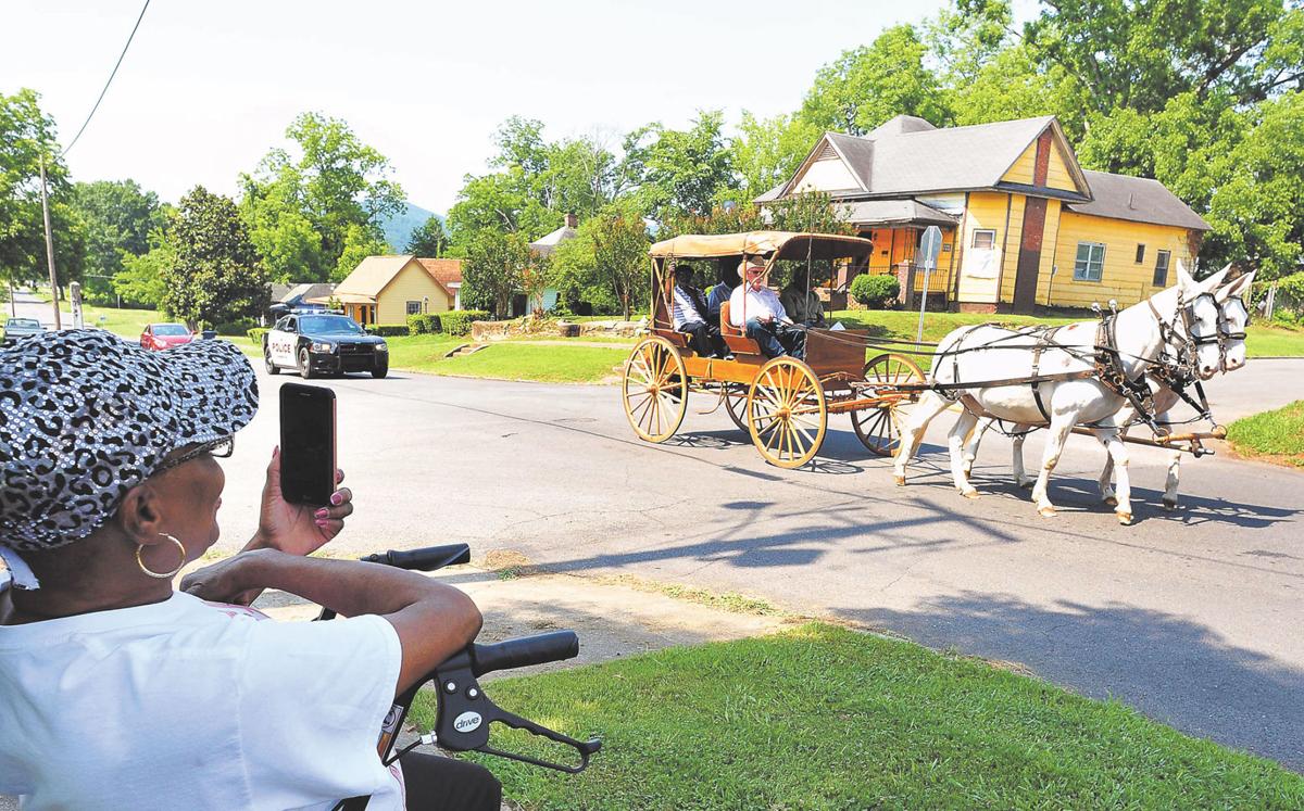 Mule train, resurrected: West Anniston marks 50th anniversary of civil ...