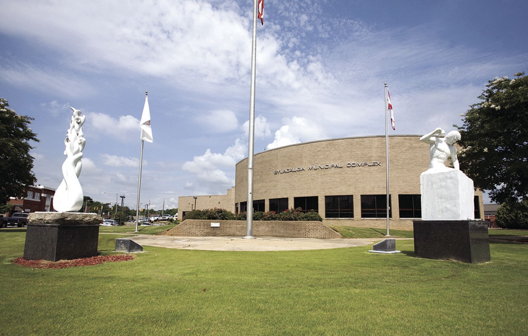 Presence of immigrants in Sylacauga region gets residents buzzing ...