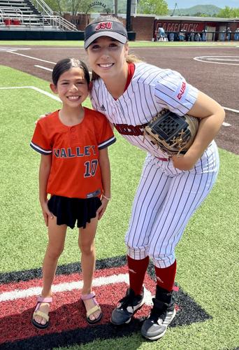 Photos: Alexandria youth softball players meet the Gamecocks | Free ...