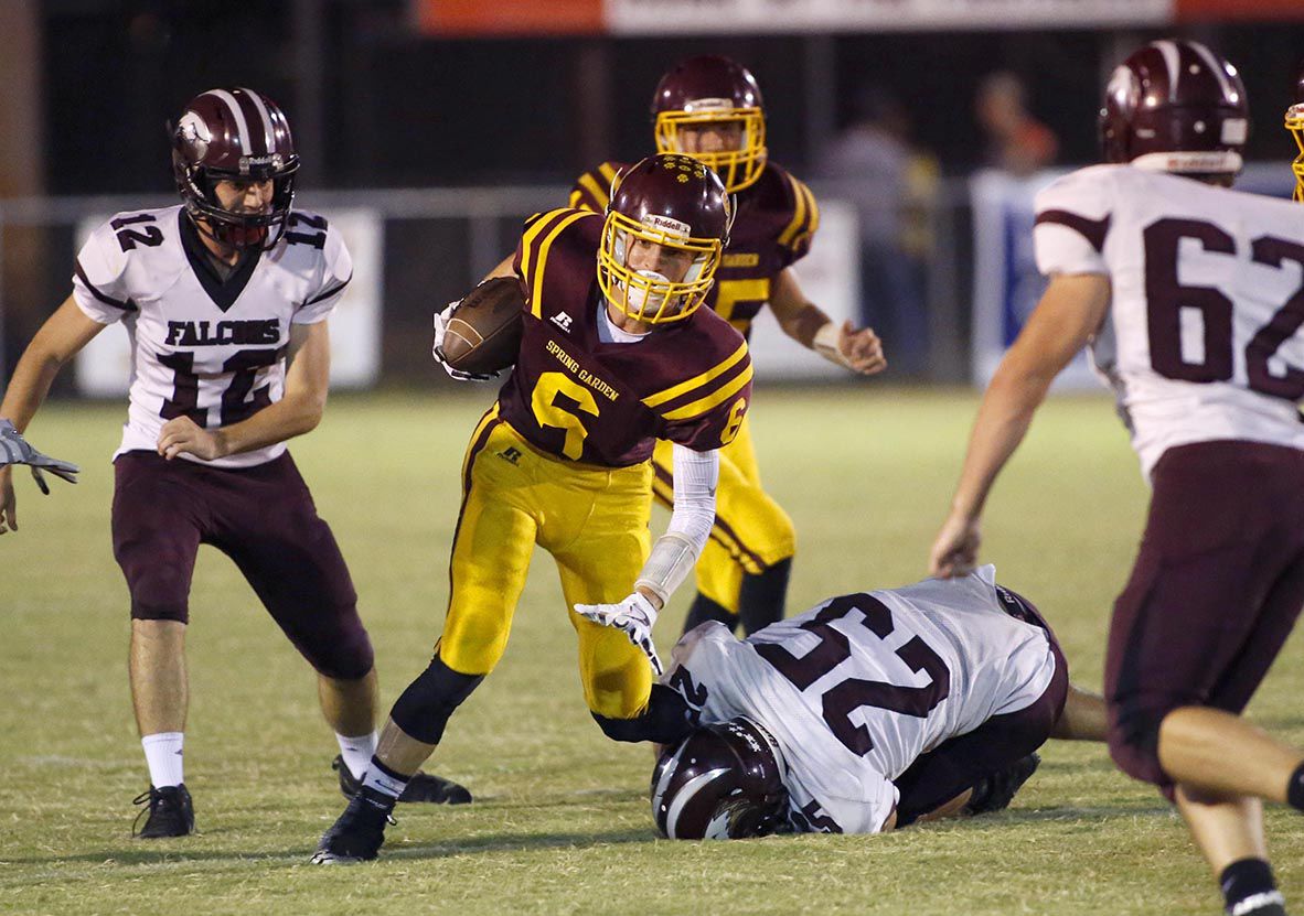 Prep Football: Donoho at Spring Garden | Slideshows | annistonstar.com