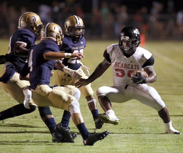 Prep Football: Weaver at Jacksonville | Slideshows | annistonstar.com