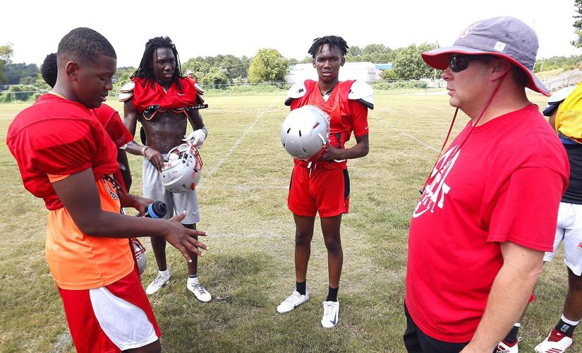 Photos: Saks Football Practice | Slideshows | annistonstar.com