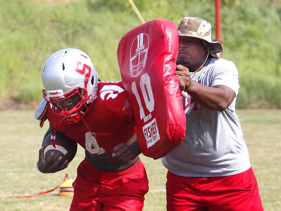 Photos: Saks Football Practice | Slideshows | annistonstar.com