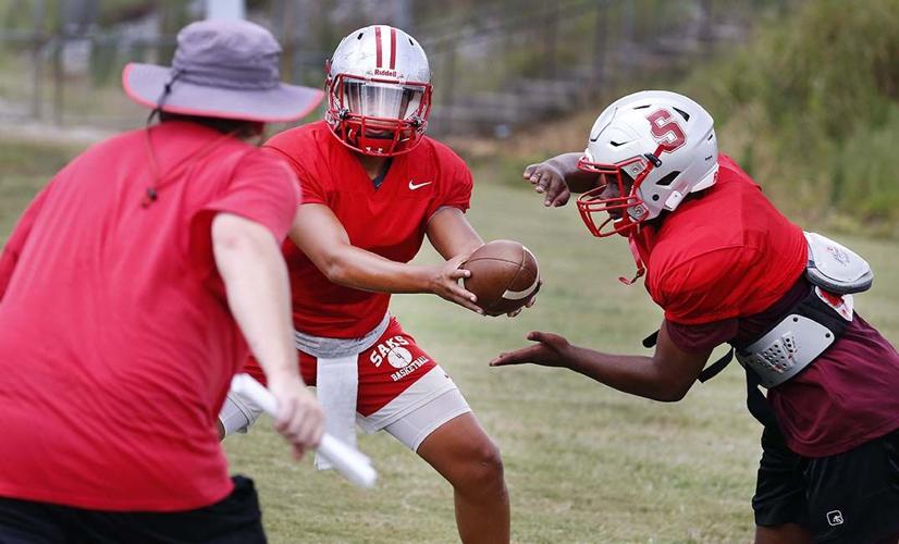 Photos: Saks Wildcat Football Practice | Slideshows | annistonstar.com