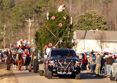 Slideshow: Rock Run Christmas Parade | | annistonstar.com