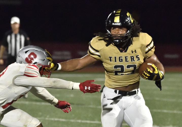 Photos: B.B. Comer puts down Saks | Slideshows | annistonstar.com