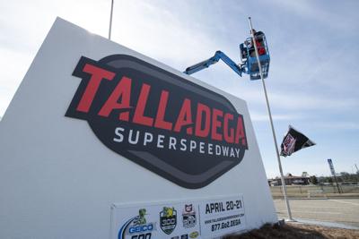Justin Moore will headline Talladega Superspeedway concert | Racing ...