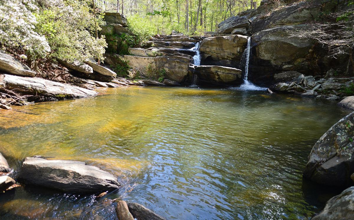 Hikers enjoy tour of Cheaha waterfalls | News | annistonstar.com