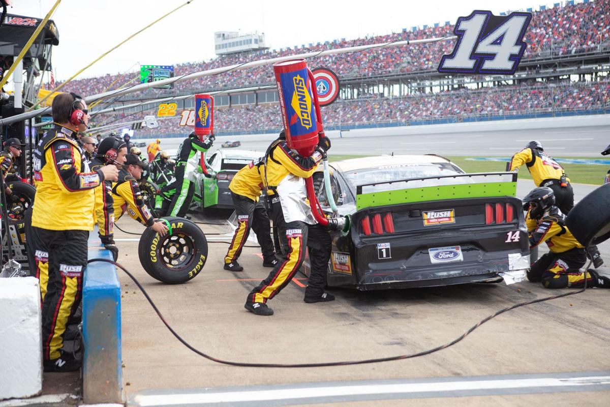 Scenes from Monday racing action at Talladega Superspeedway (photo ...