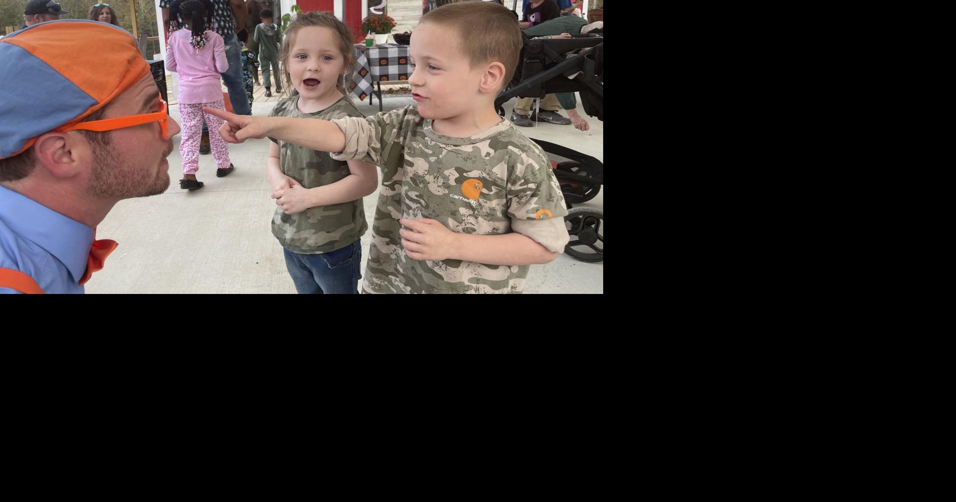 'Blippi' stars with animals at farm's festival | Calhoun County ...