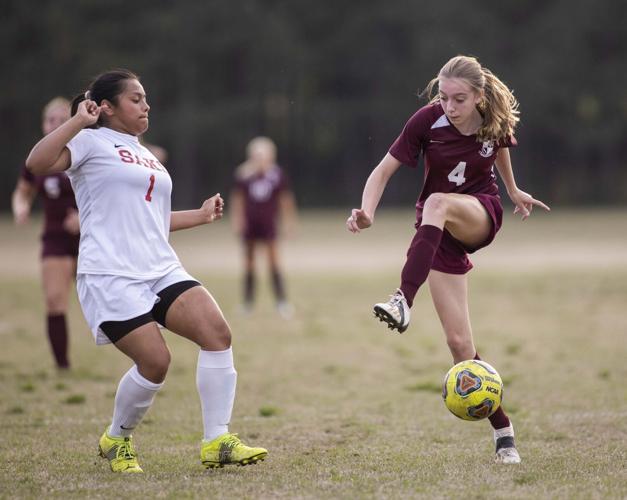 Photos:Donoho beats Saks to Advance | Slideshows | annistonstar.com