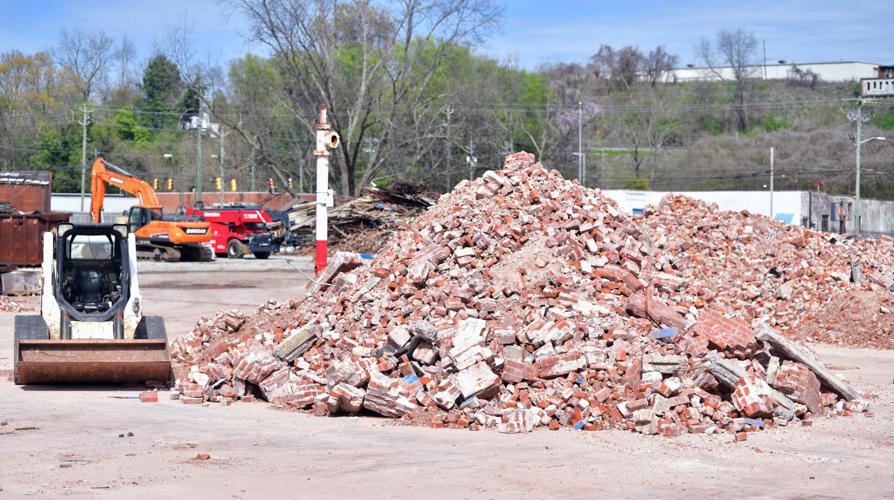 Photo gallery: The demolition of the old Sansom Cordage building at 318 ...