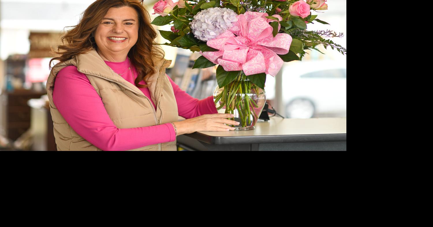 Star reporter aids local florist with Valentine deliveries | Features ...