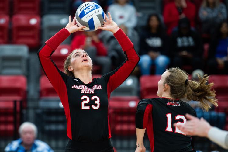 JSU volleyball: Gamecocks honor departing seniors Milton, Libs as they ...