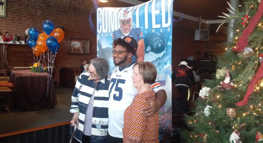 'Always my home:' Ex-Oxford standout Joiner returns to sign with Auburn ...