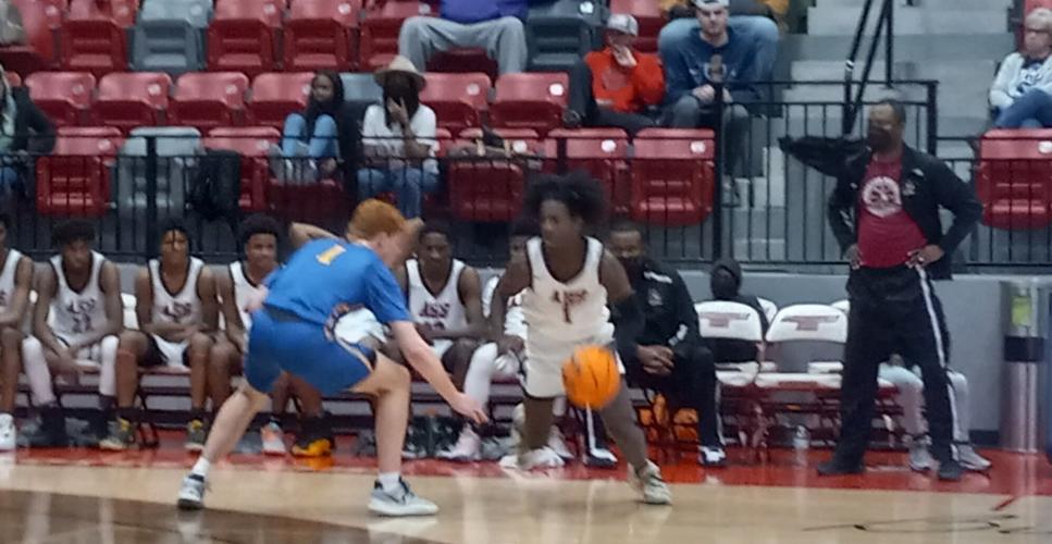 Boys' county tourney: Odam, Kite put on show; Saks gets hot | Sports ...