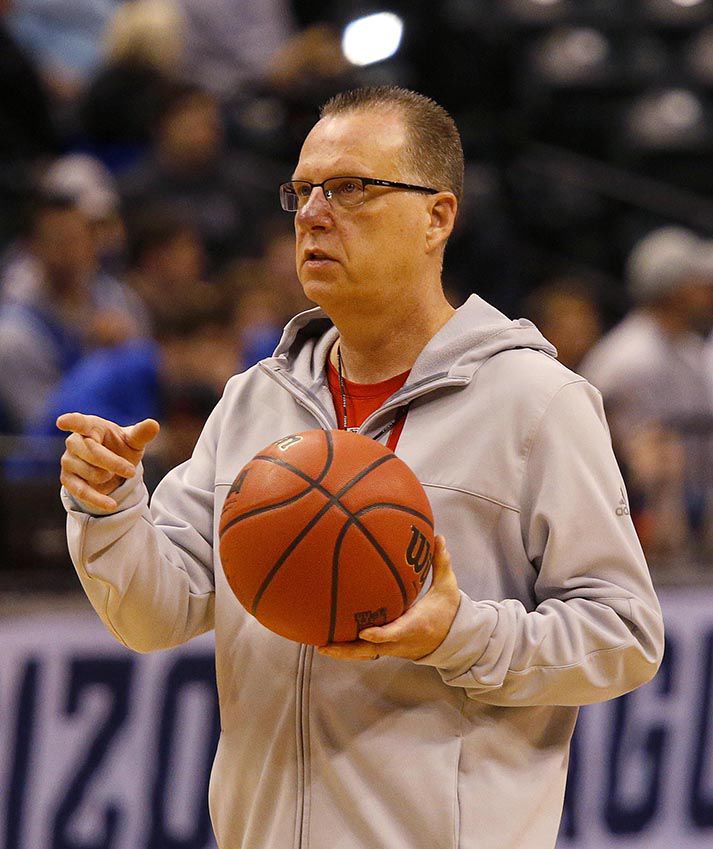 March Madness Photo Gallery: Coach Ray Harper at Practice | Slideshows ...