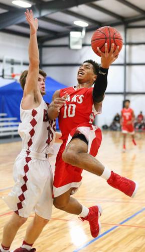 Saks vs Boaz Basketball Game | Slideshows | annistonstar.com