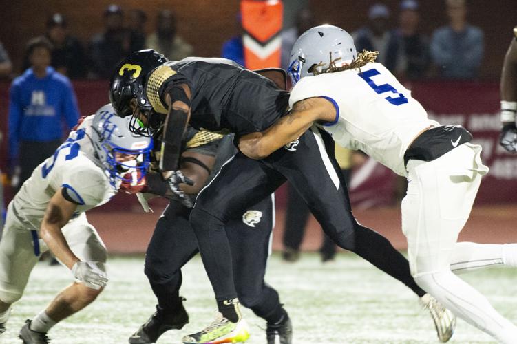 PHOTOS: Comer grinds it out to defeat Highland Home | The Daily Home ...